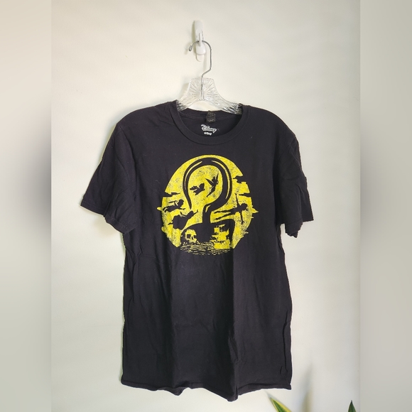 Disney | Shirts | Disneys Peter Pan Hook Moon Collage Short Sleeve ...